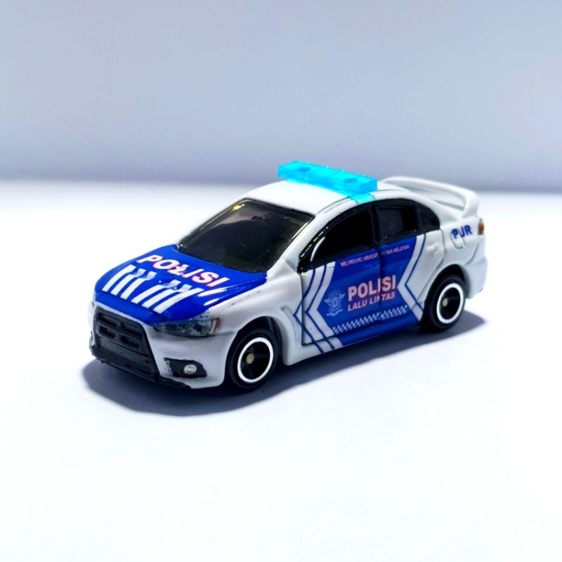 Jual Diecast skala 1/64 miniatur tomica mitsubishi lancer evolution x ...