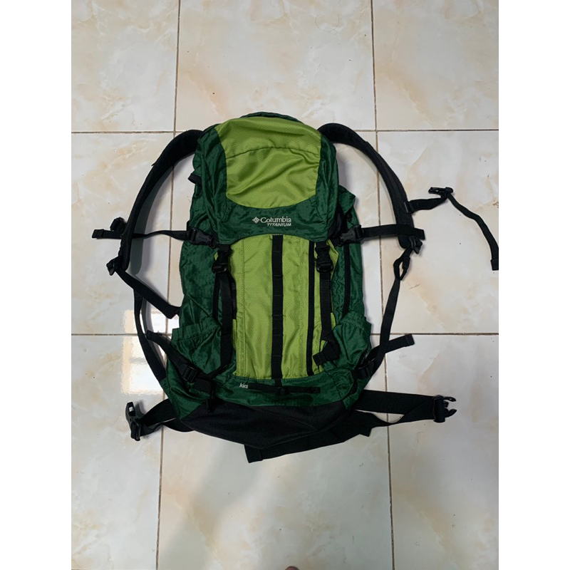 Jual Columbia Titanium Kierman 30 Semi Carrier | Shopee Indonesia