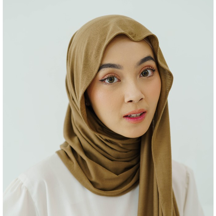 Jual Pashmina Kaos Rayon | Pashmina Oman (Turkey Shawl) | pashmina kaos ...