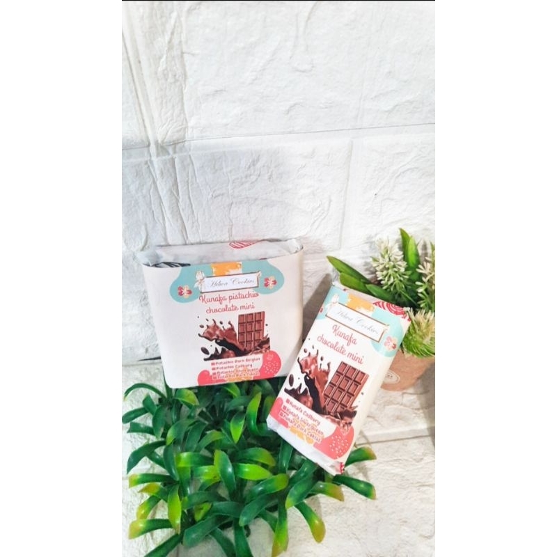 Jual Dubai coklat pistachio kunafa asli 55 gram | Shopee Indonesia