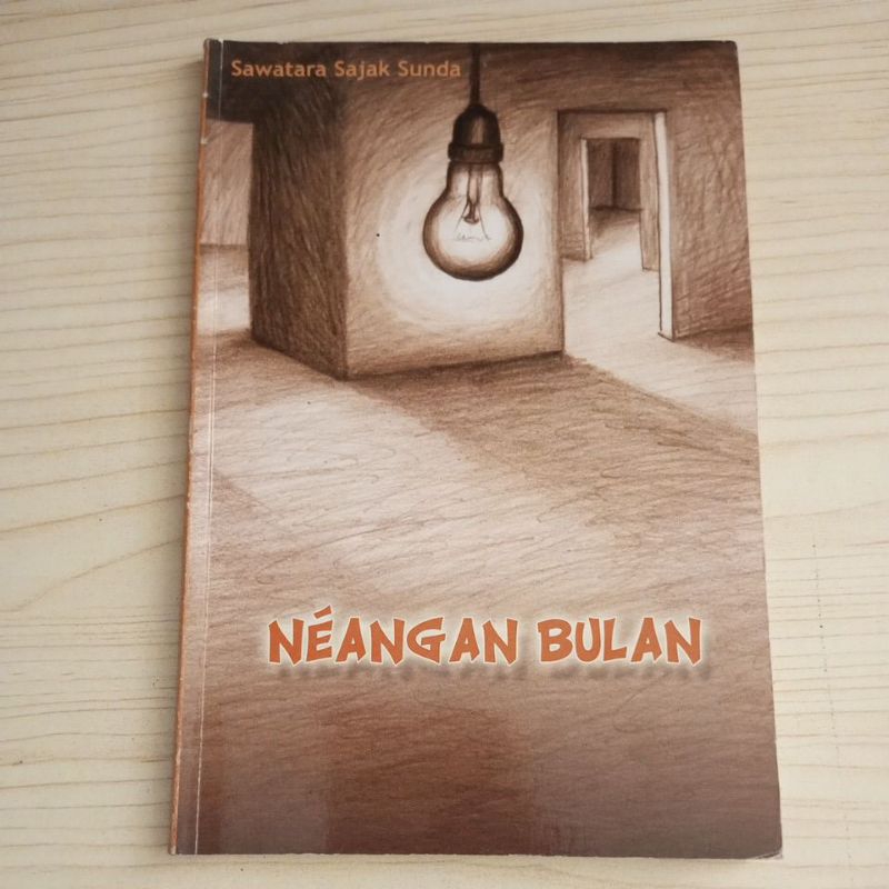 Jual BUKU NEANGAN BULAN SAWATARA SAJAK SUNDA | Shopee Indonesia