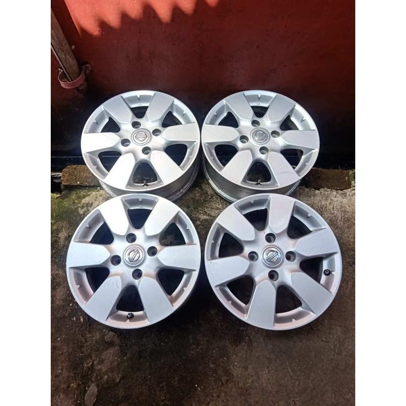 Jual velg Copotan Nissan grand Livina r15 | Shopee Indonesia