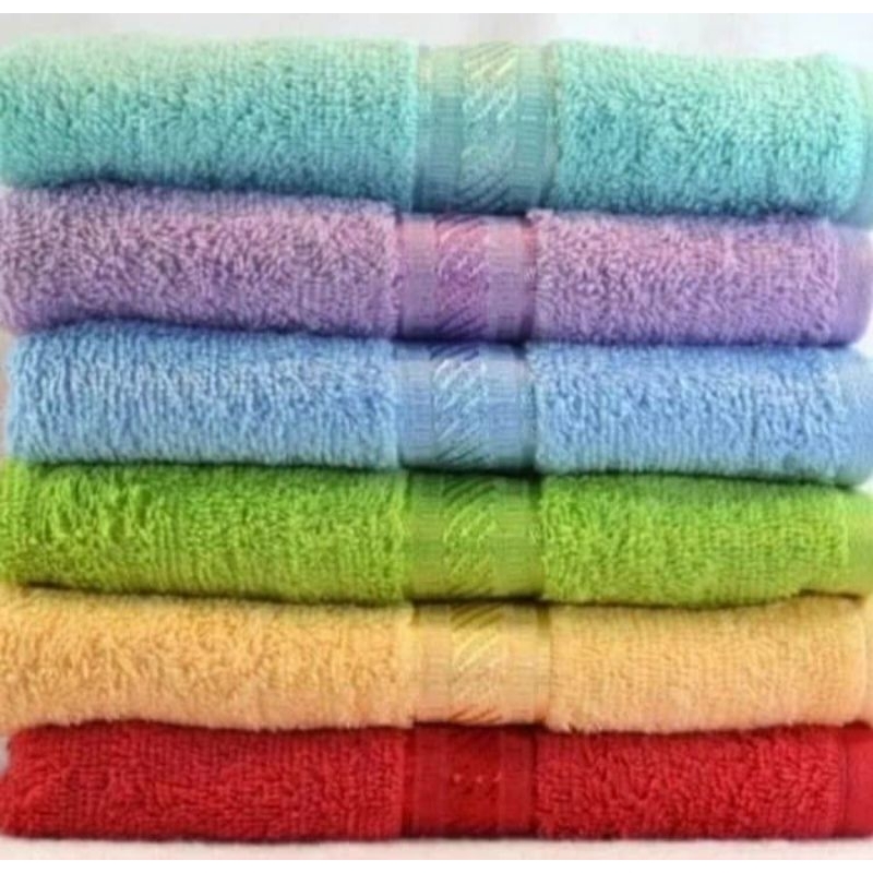 Jual Handuk Merah Putih Polos (KECIL 30x70 cm ) | Shopee Indonesia