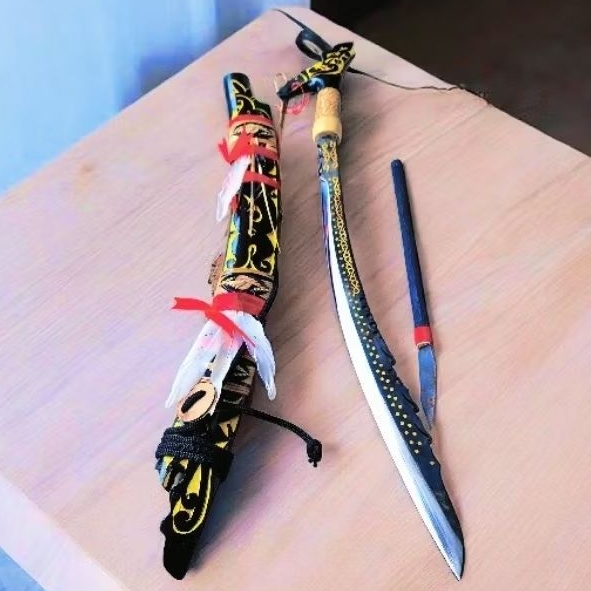 Jual Mandau jimpol Etnik Dayak 80 cm | Shopee Indonesia