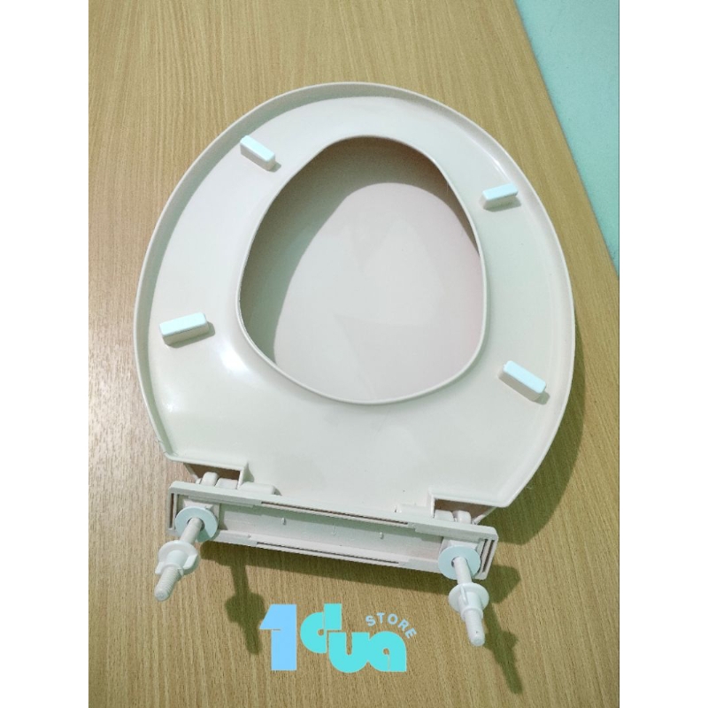 Jual Tutup Closet Duduk/Toilet Seat Cover Universal Untuk Merk TOTO ...