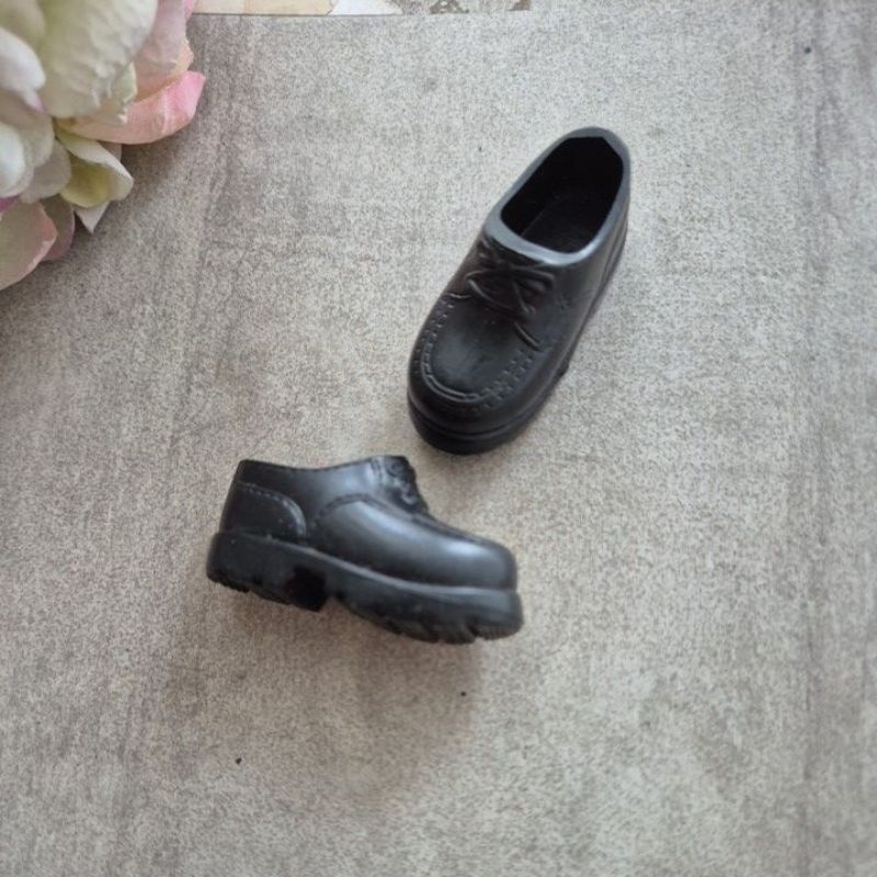 Jual Sepatu pantofel Boneka Barbie Ken Vintage Mattel shoes black ...