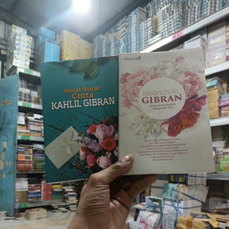 Jual BUKU NOVEL SEJARAH SASTRA / BACAAN TOKOH MEMOAR / 1 PAKET ISI 2 BUKU / SURAT-SURAT CINTA ...