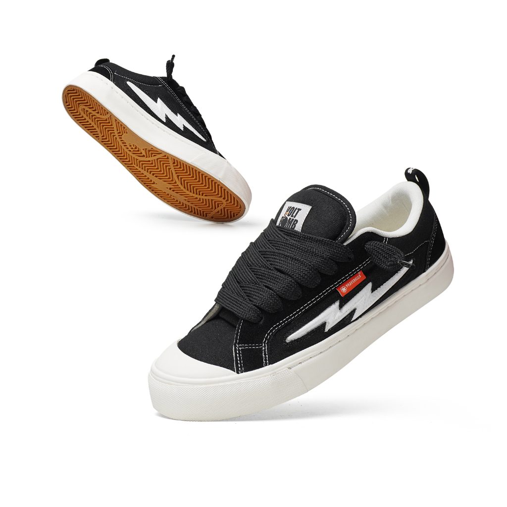 Jual Prayerkids Volt Bomb Sepatu Gemuk Series Black White - Unisex ...
