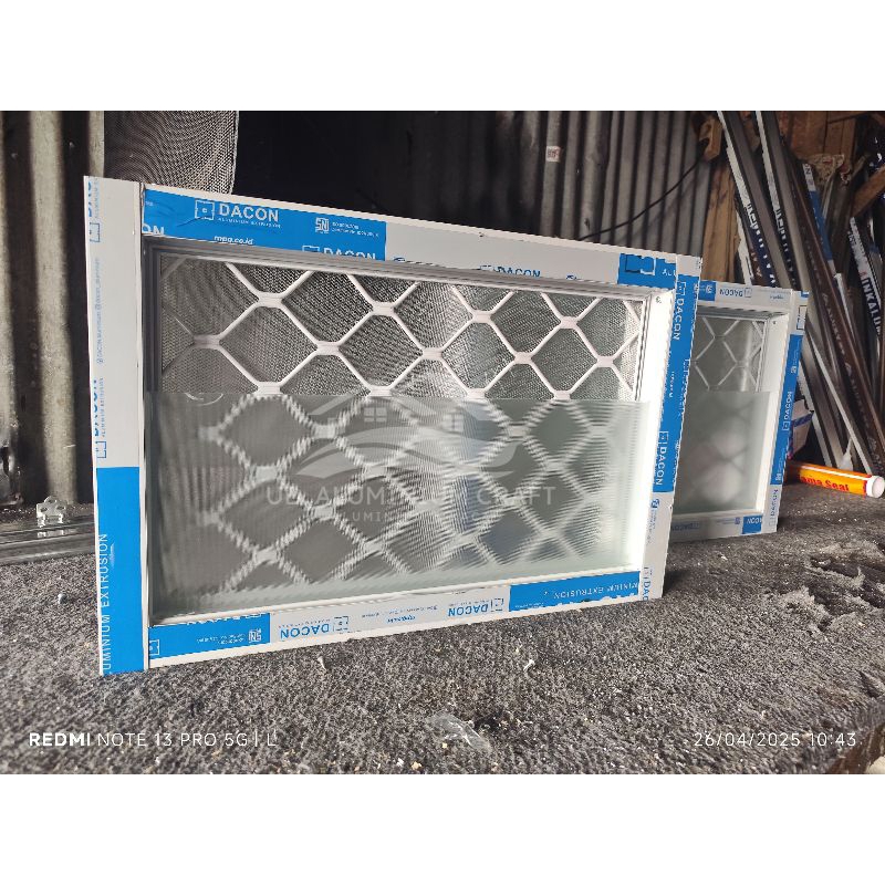 Jual JENDELA BOVEN ALUMINIUM KACA ZIG-ZAG + EXPANDA DAN KAWAT NYAMUK ...