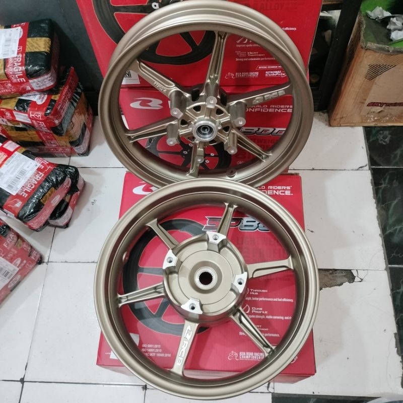 Jual Velg RCB Sp800 Honda ADV 160 warna Golden Bronze ukuran 250 x 14 / ...