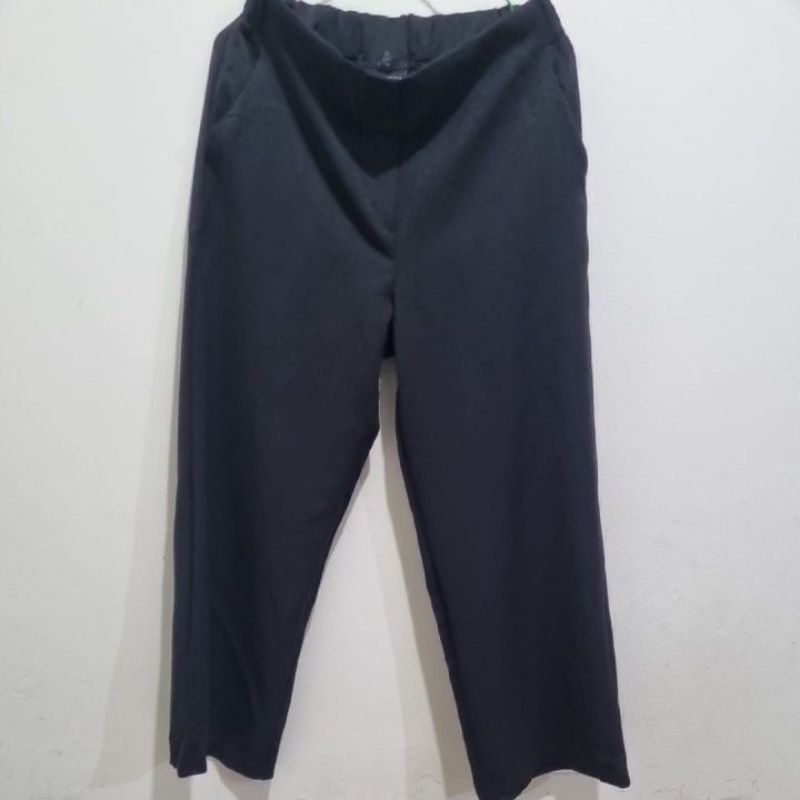 Jual Celana kerja bahan preloved hitam pekat | Shopee Indonesia