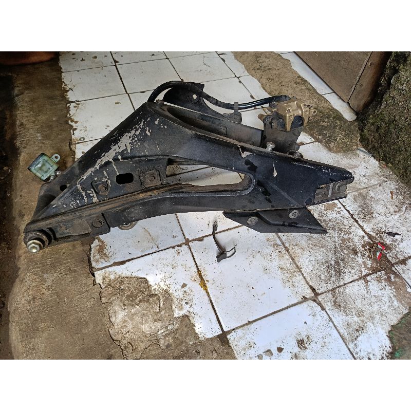 Jual arem r15 v2 swing arm r15 v2 endurance | Shopee Indonesia