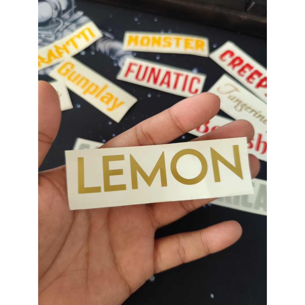 Jual Sticker nama custom-Sticker Cutting Custom Nama anak Logo Sticker ...