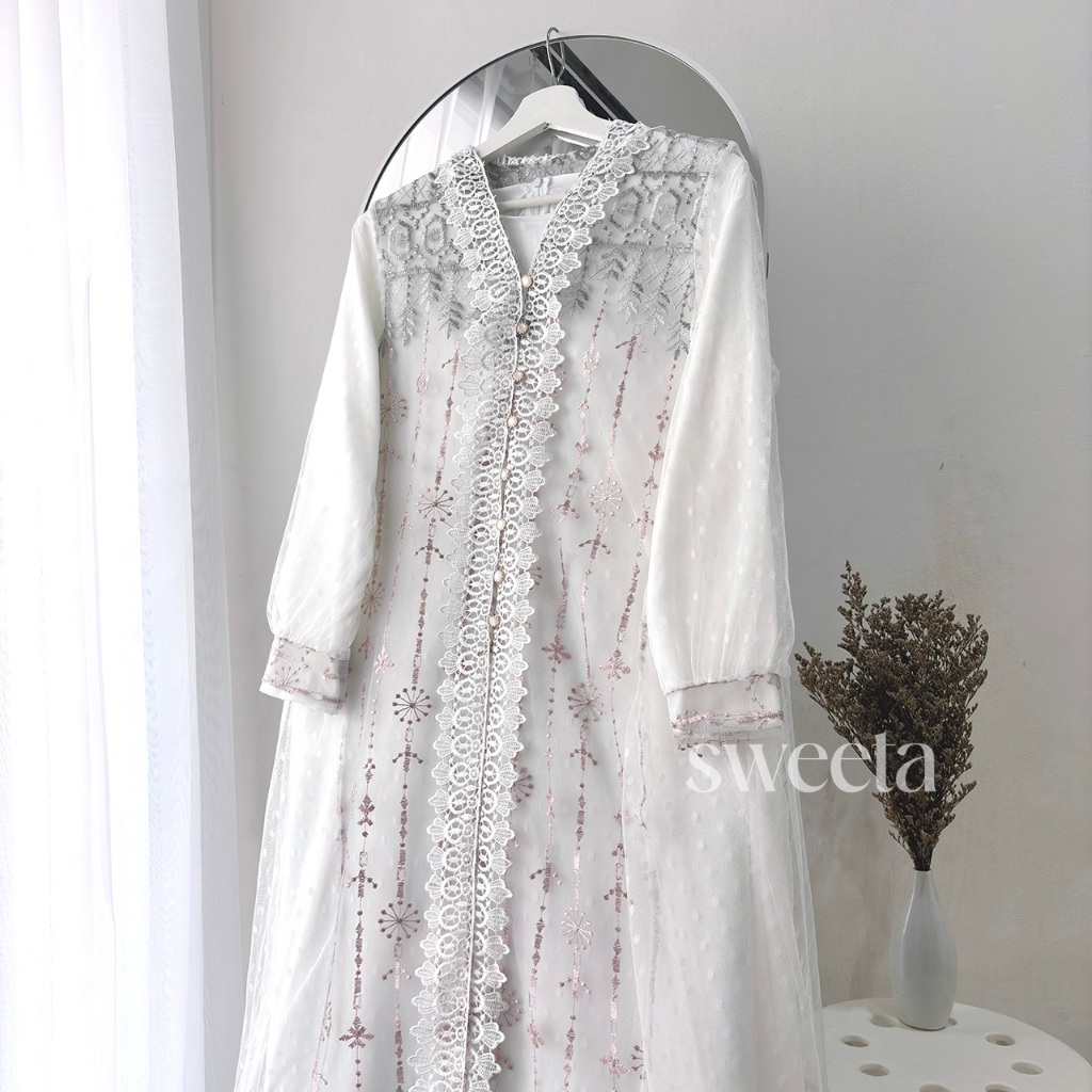 Jual SWEETA | Gamis Lace Maxi 2 in 1 Tile | Brokat Full Bordir | LD 105 ...