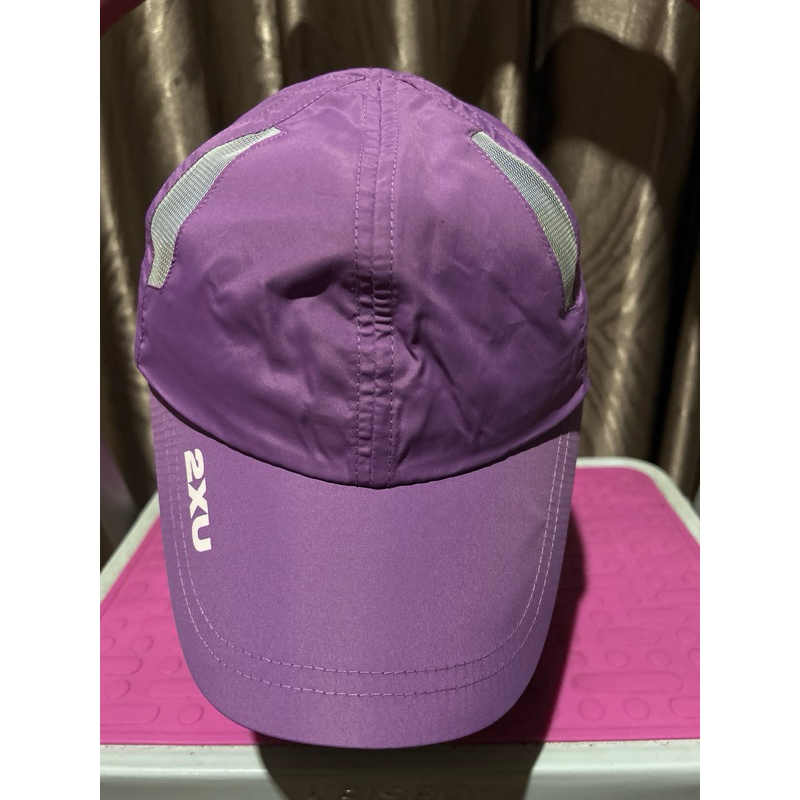 Jual Topi Lari/Running Cap 2XU warna Ungu Muda/Lavender-Kondisi Baru ...