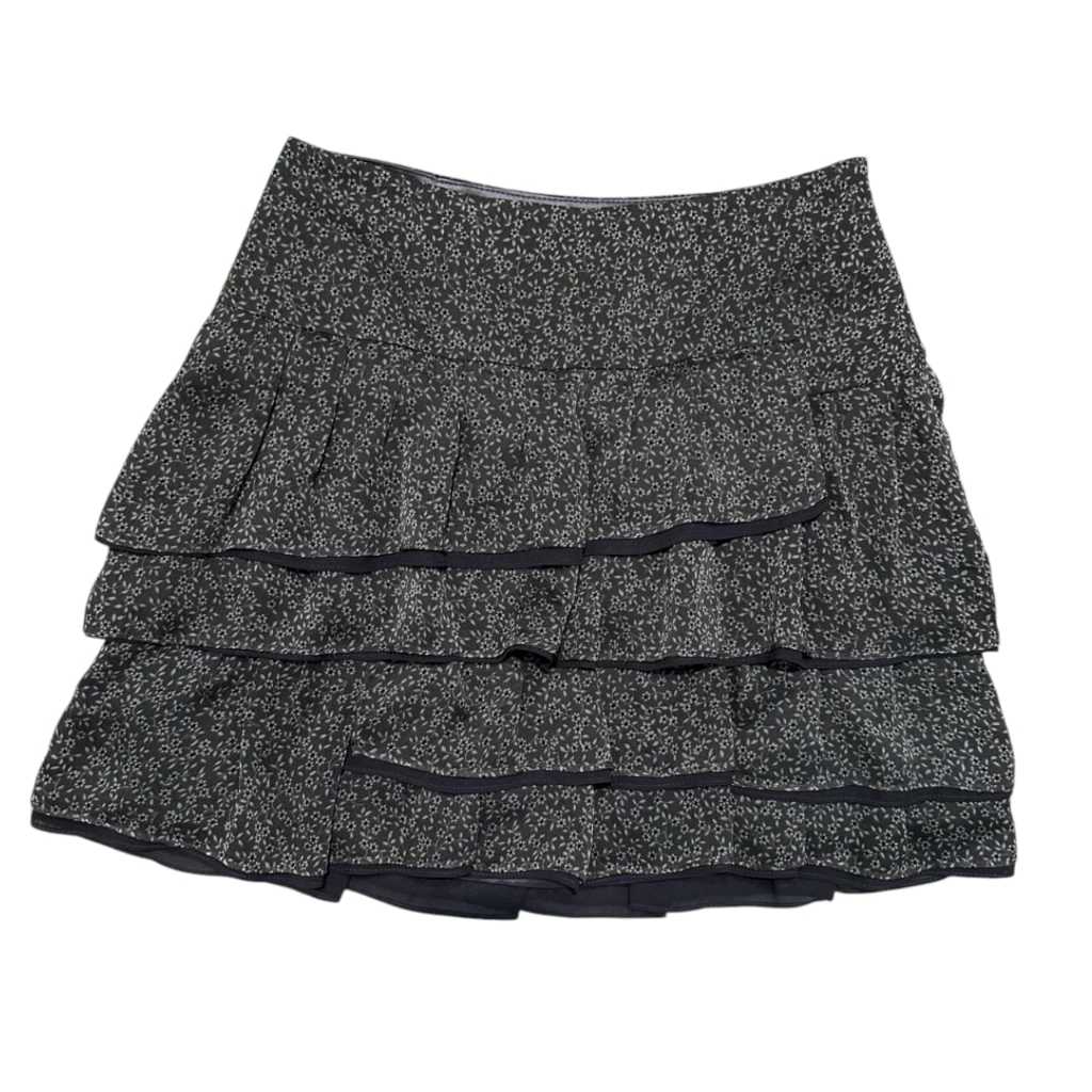 Jual ROEM Tiered Floral Ruffle Mini Skirt | Japan asymmetrical ...