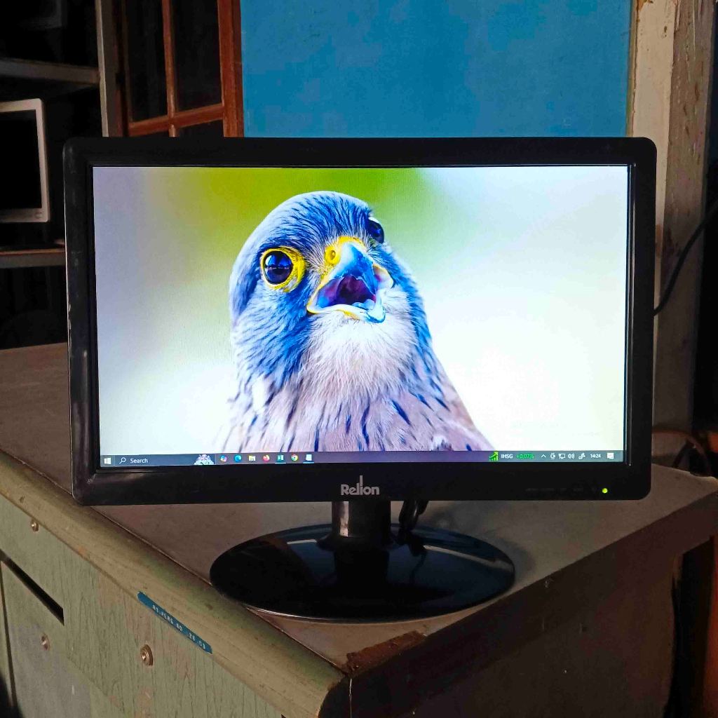 Jual Monitor Led Merk Relion Ukuran Layar 19 Inch Kondisi Normal Grade ...