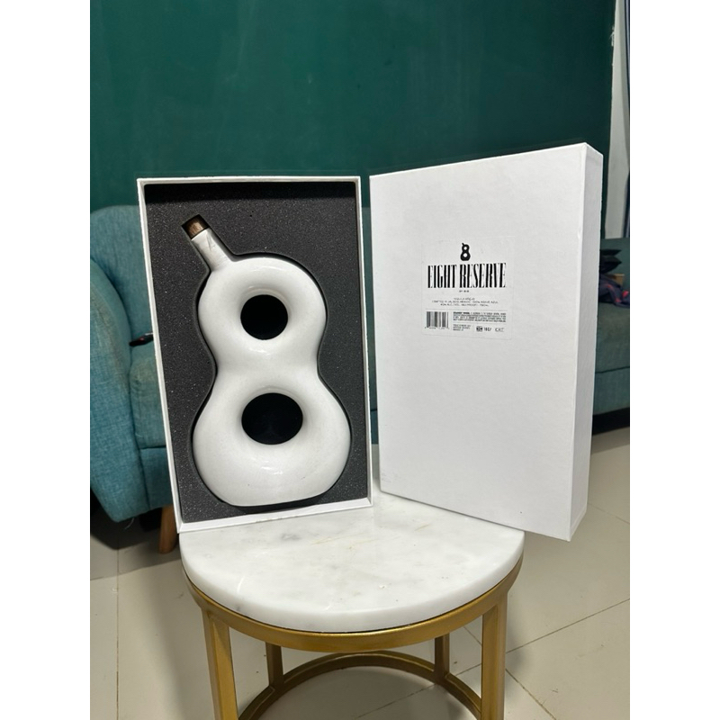 Jual botol 818 bekas 8 reserve eight reserve isi kosong lengkap dengan box untuk pajangan ...