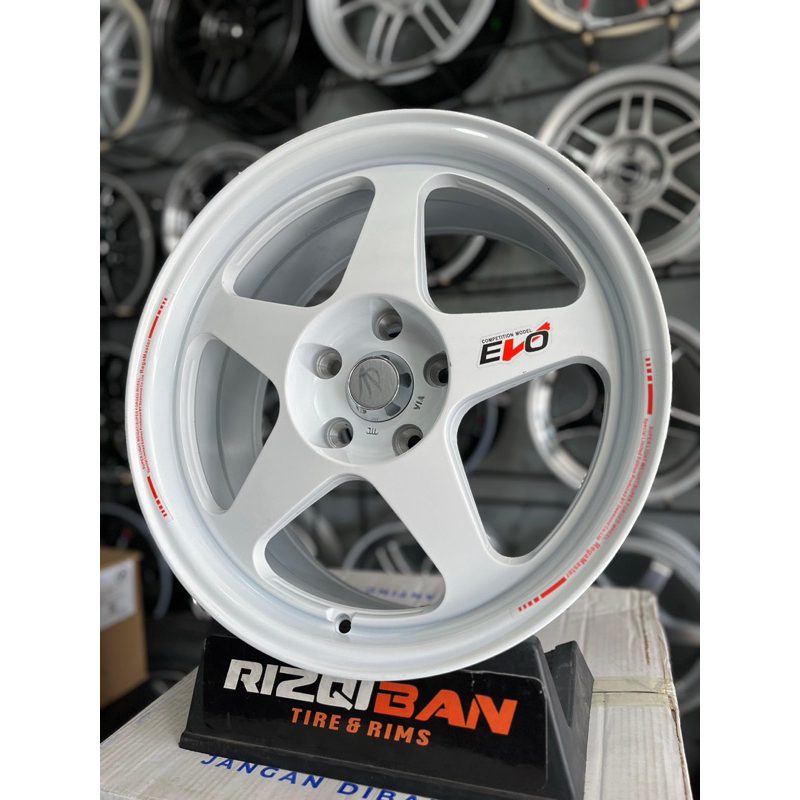 Jual velg evo rega master r17 white pcd 5x114 kondisi baru | Shopee ...