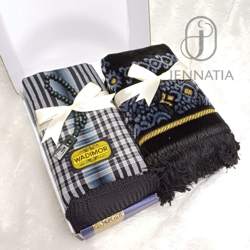 Jual Hampers Guru Sajadah Sarung Pria Free Gift Card/Hampers Guru ...