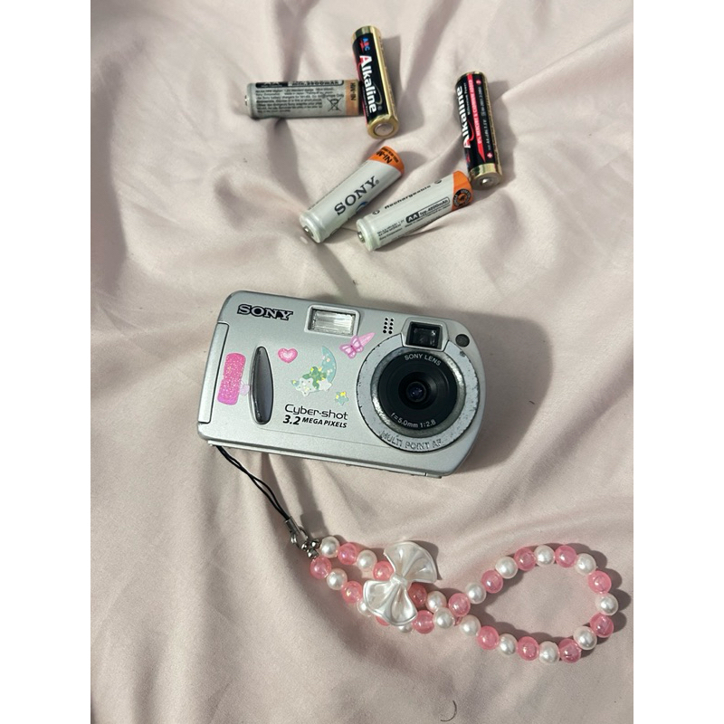 Jual Sony cybershot Dsc-P32 digicam low mp kamera digital | Shopee ...