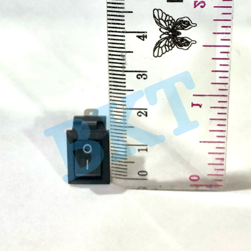 Jual Switch On Off Tanpa Lampu (Ukuran Kecil) / Rocker Switch Karaoke ...