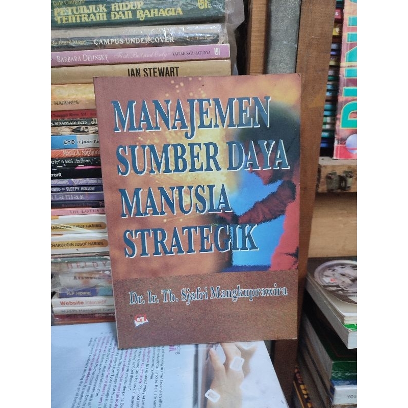 Jual buku bekas. manajemen sumber daya manusia. oleh Sjafri Mangkuprawira | Shopee Indonesia