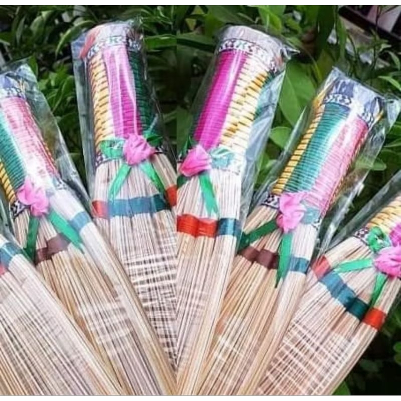 Jual sapu lidi kasur alat penebah kasur panjang 80cm | Shopee Indonesia