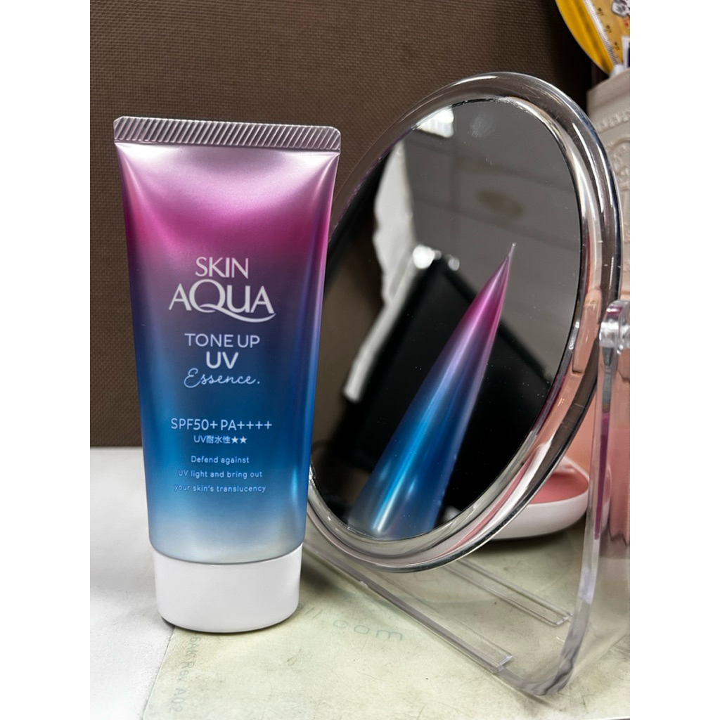 Jual Skin Aqua tone up UV essence SPF 50+ PA++++ (80g New) | Shopee Indonesia