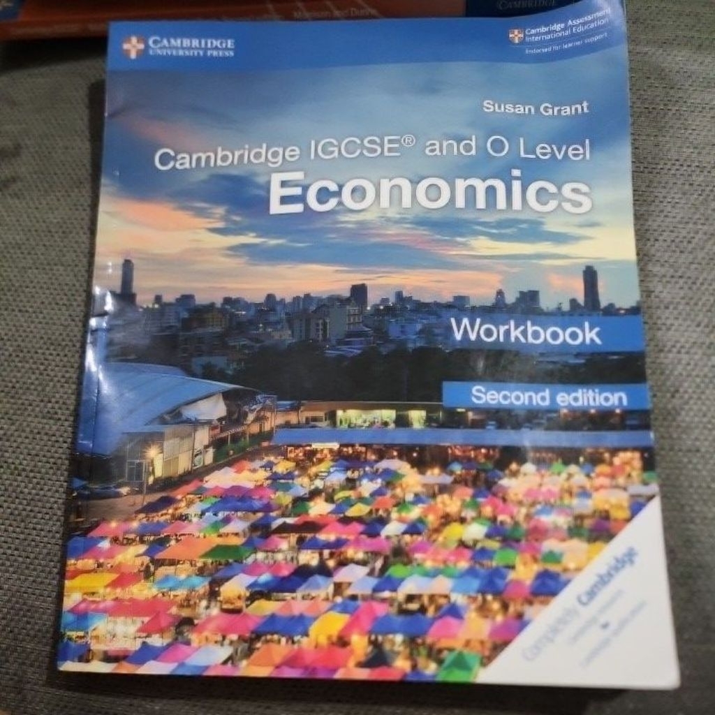 Jual CAMBRIDGE IGCSE AND O LEVEL ECONOMICS ( WORKBOOK) | Shopee Indonesia