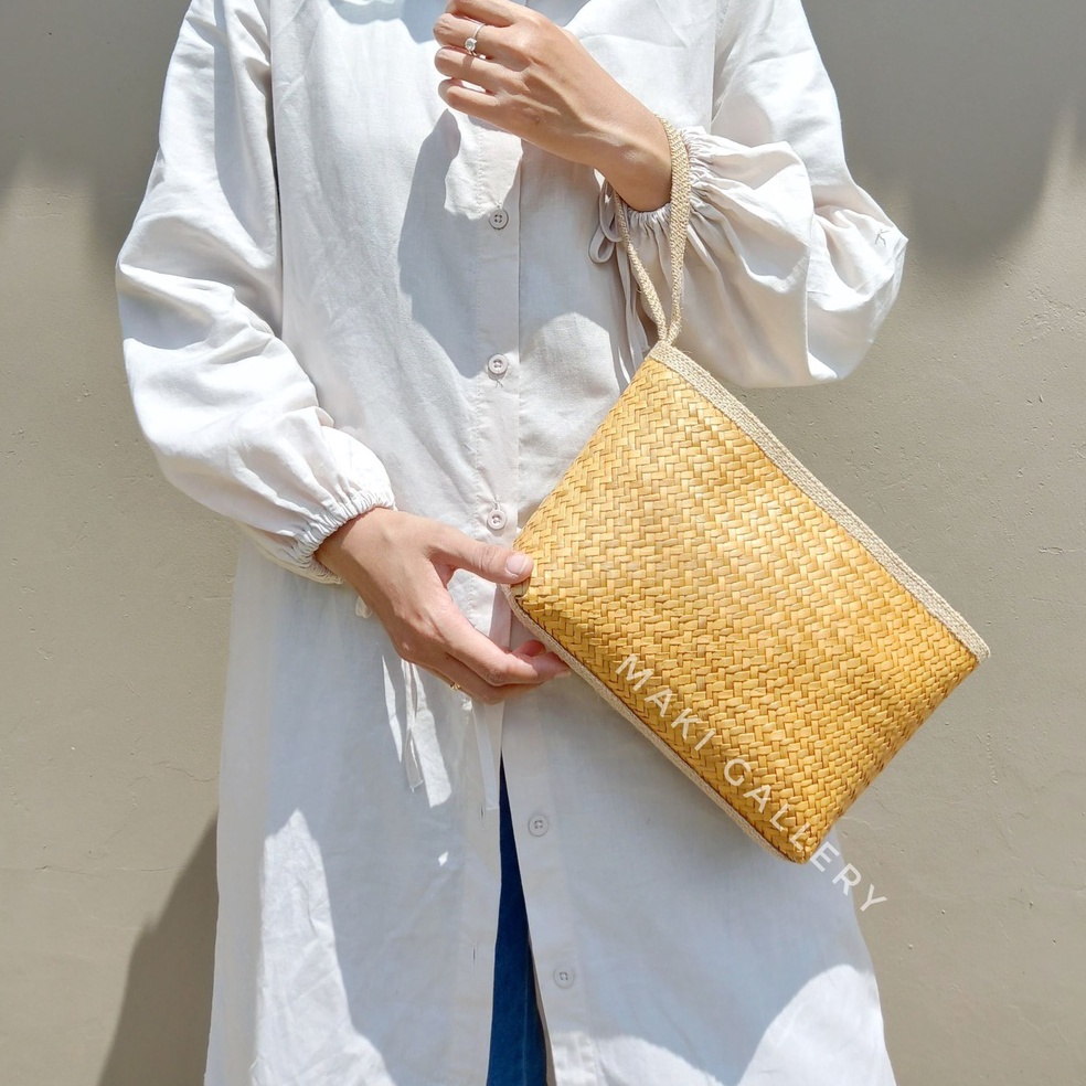 Jual KODE V8E Dompet Anyaman Pandan Mendong Handmade Hampers List Goni ...