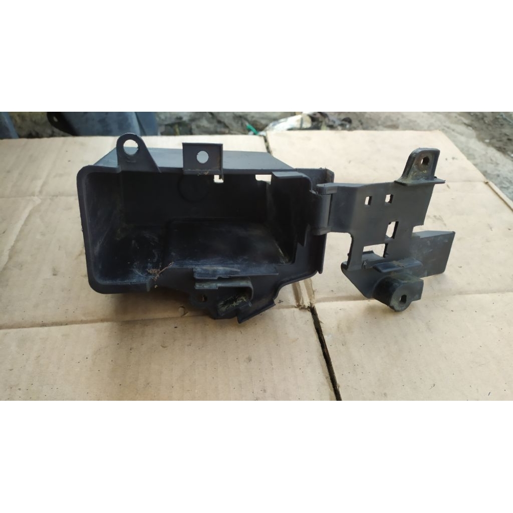 Jual bok wadah tempat aki Honda Astrea grand legenda Impreza bekas ...