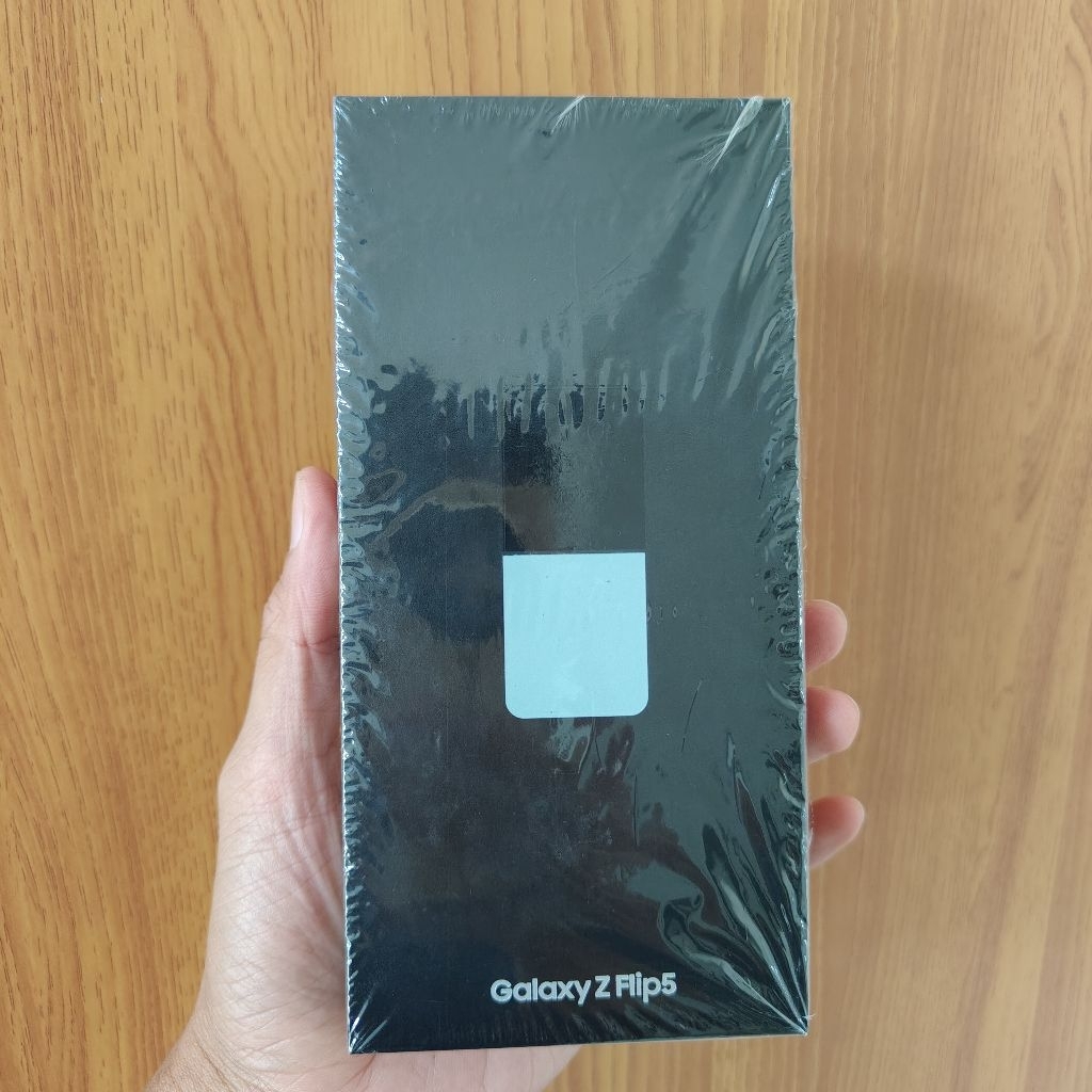 Jual Dus Box Samsung Galaxy Z Flip 5 Mint Resmi Sein Original Copotan ...