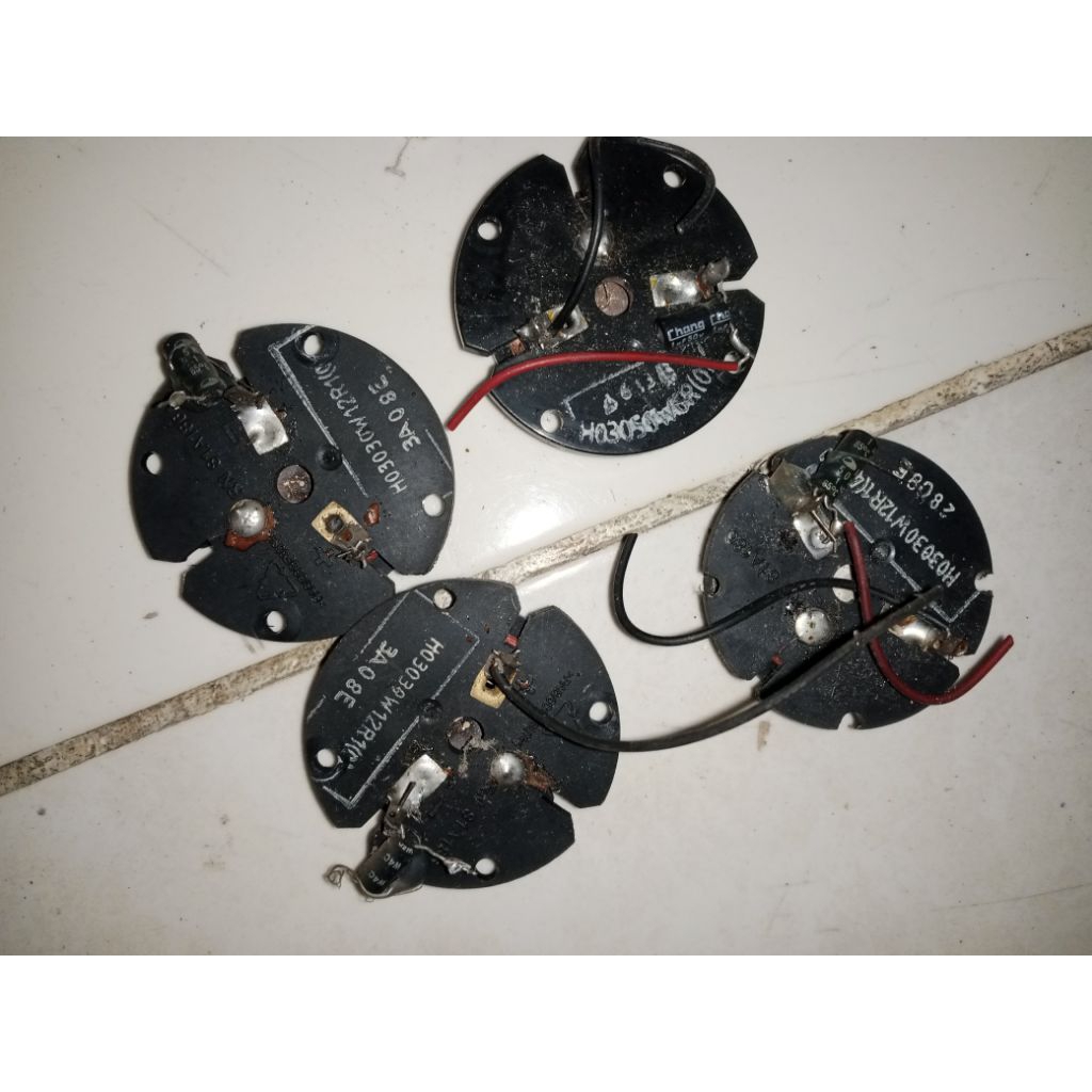 Jual spiker tribel copotan tv bekas 5,5cm foto stok | Shopee Indonesia