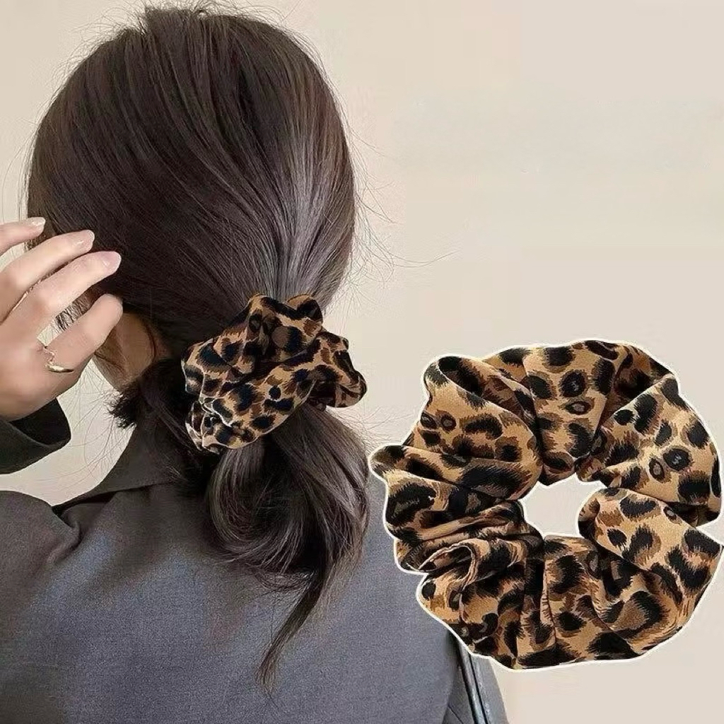 Jual Wear Acc Kunciran Ikat Rambut Scrunchie Animal Macan Tutul Pattern ...
