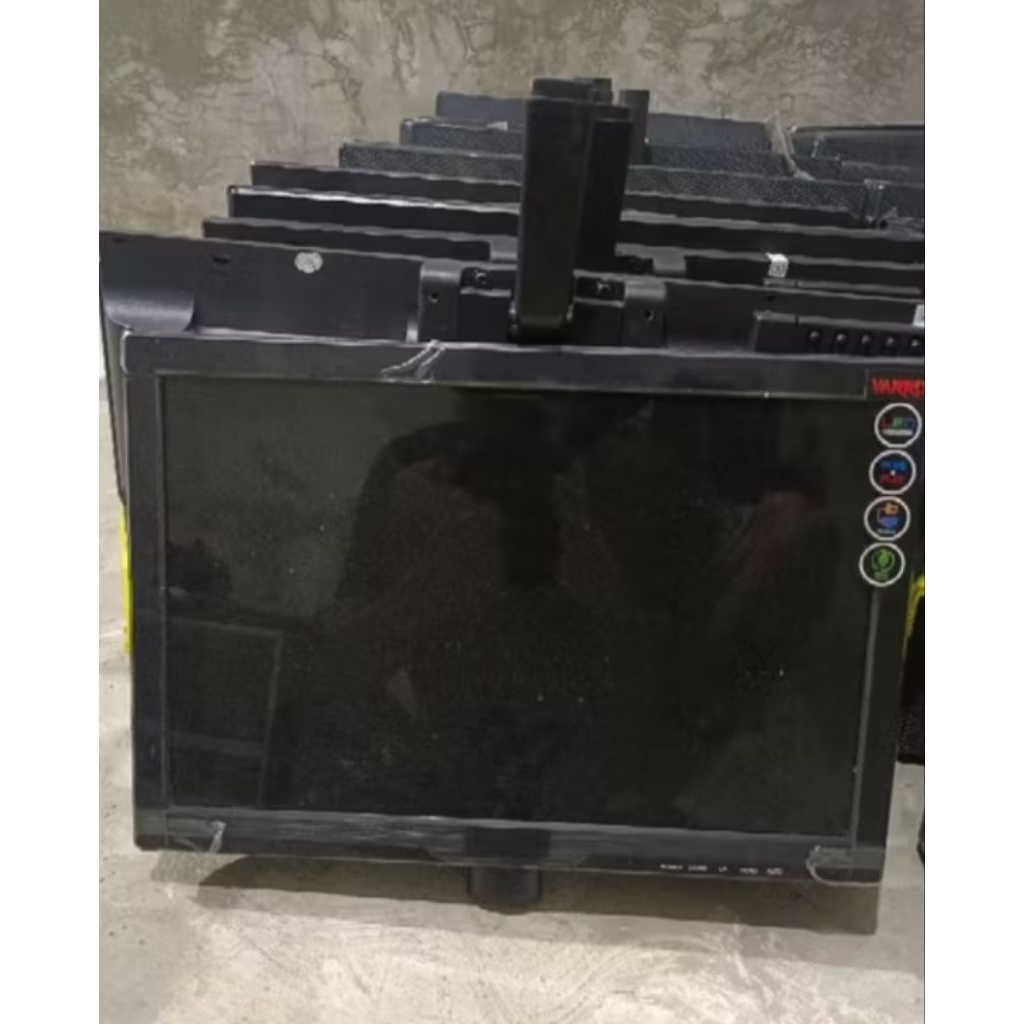 Jual MONITOR LED VARRO 16 INCH SECOND TANPA KAKI | Shopee Indonesia