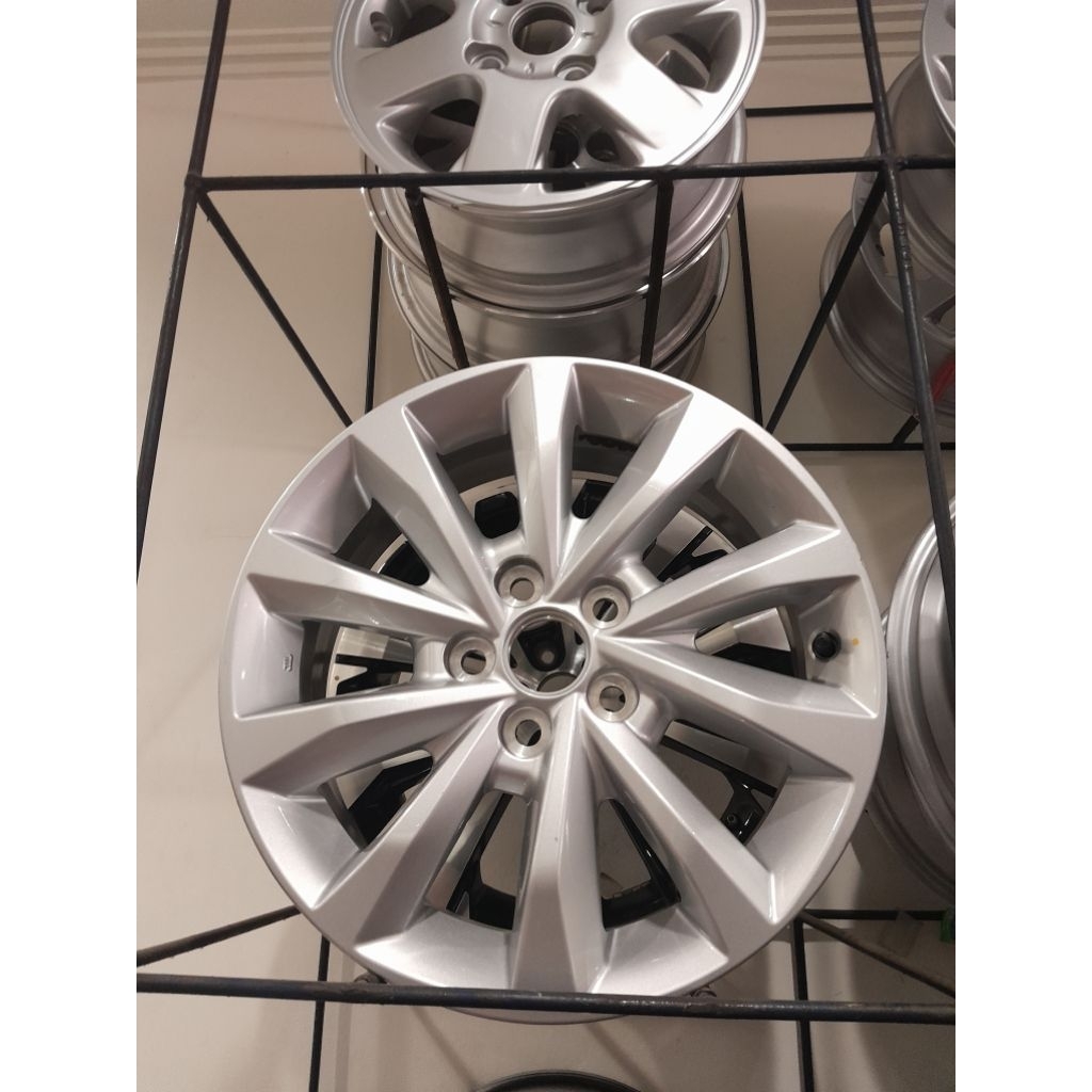 Jual Velg Racing OEM Innova Zenix R17 | Shopee Indonesia