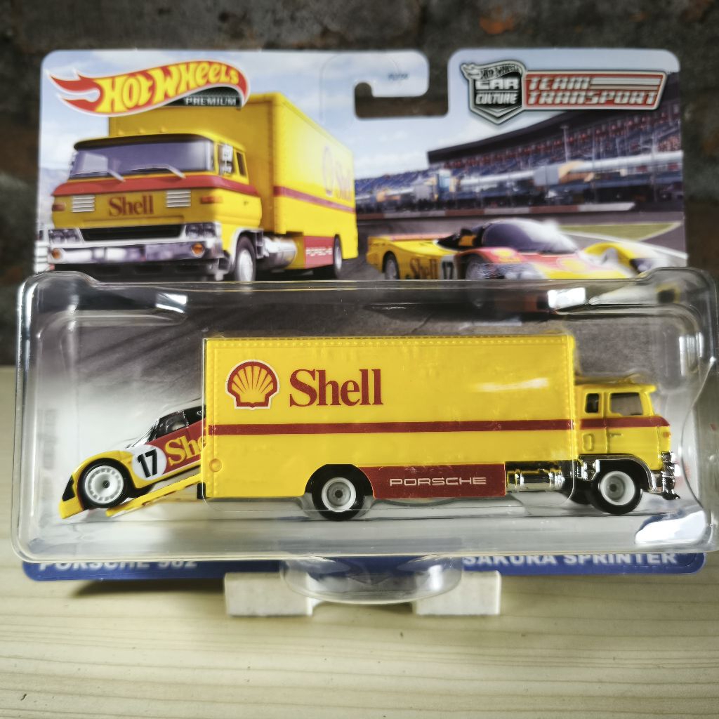 Jual Hot Wheels Porsche 962 Sakura Sprinter - Team Transport Premium ...
