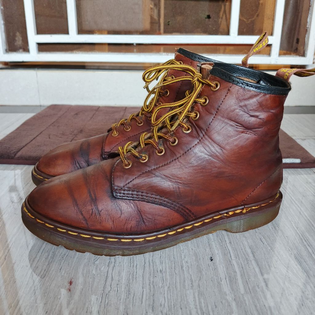 Jual Dr. Martens Docmart 1460 England DM Pascal 8 Hole Mid Boots Crazy ...