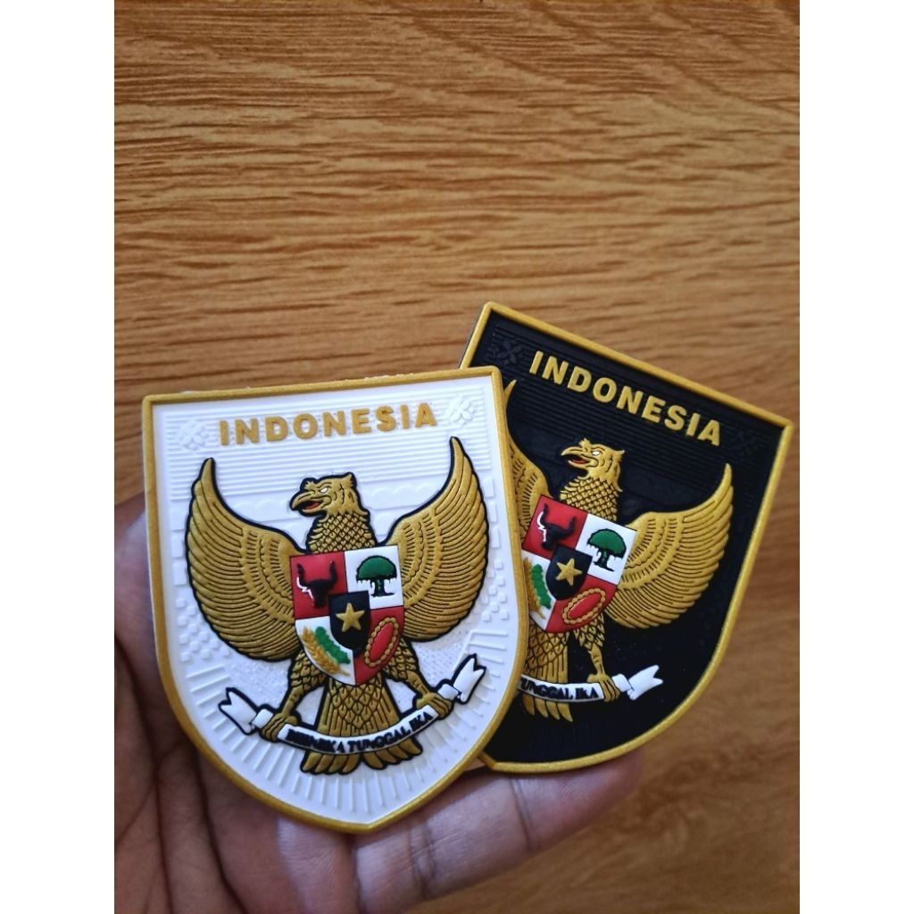 Jual LOGO GARUDA TIMNAS INDONESIA 3D GOLD PATCH JERSEY GARUDA | Shopee ...