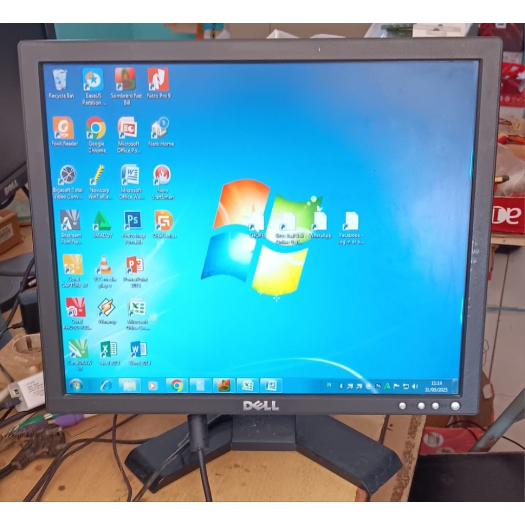Jual LCD Monitor Dell 17 inch | Shopee Indonesia