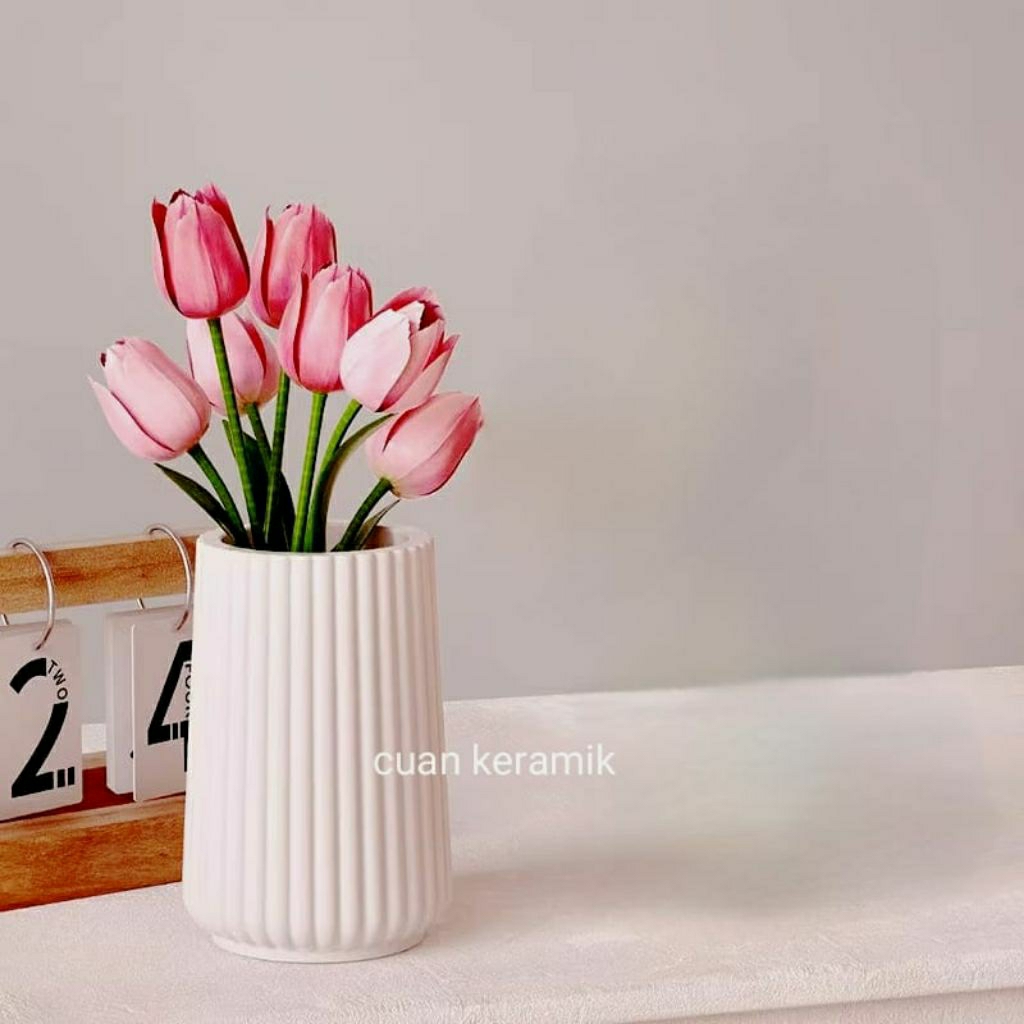 Jual VAS BUNGA LULU AESTHETIC (HARGA VAS SAJA) | Shopee Indonesia