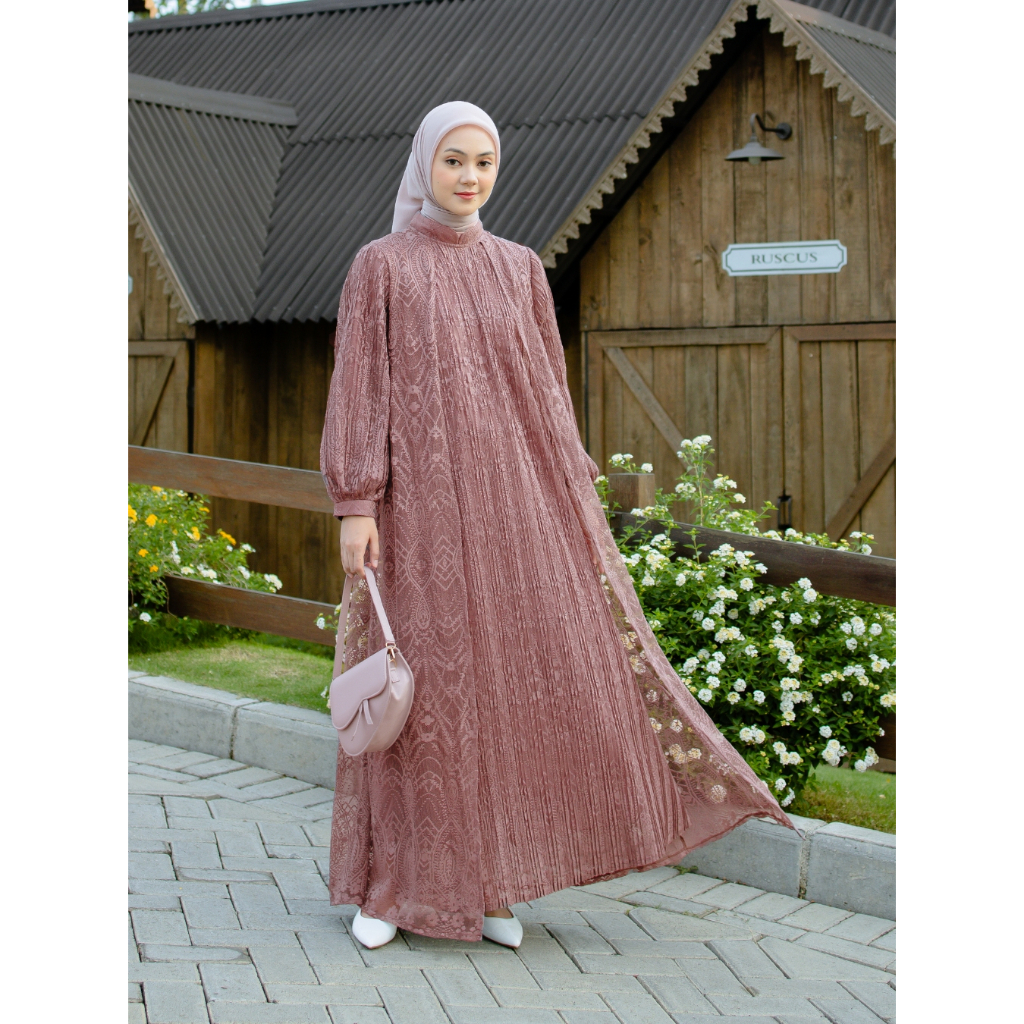 Jual LISH - Danisha Dress | Lace Pleats Gamis Kondangan | Shopee Indonesia