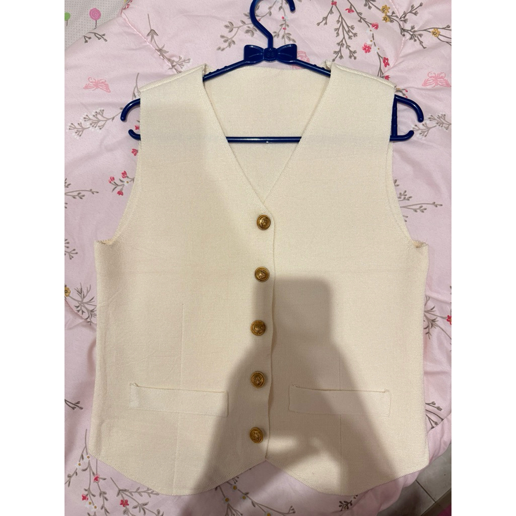 Jual vestt | Shopee Indonesia