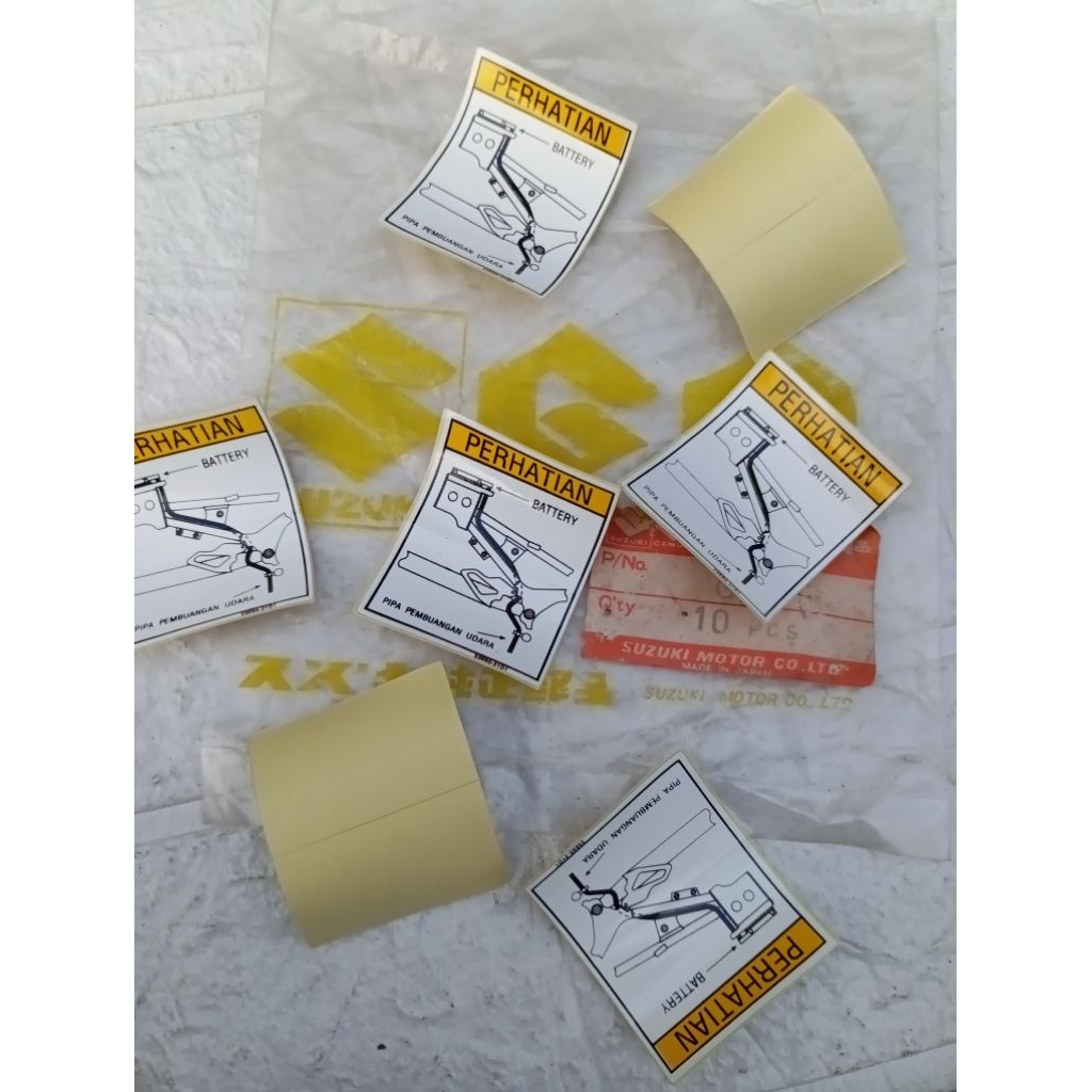 Jual Sticker perhatian aki accu rangka Suzuki satria hiu lumba 2T ...