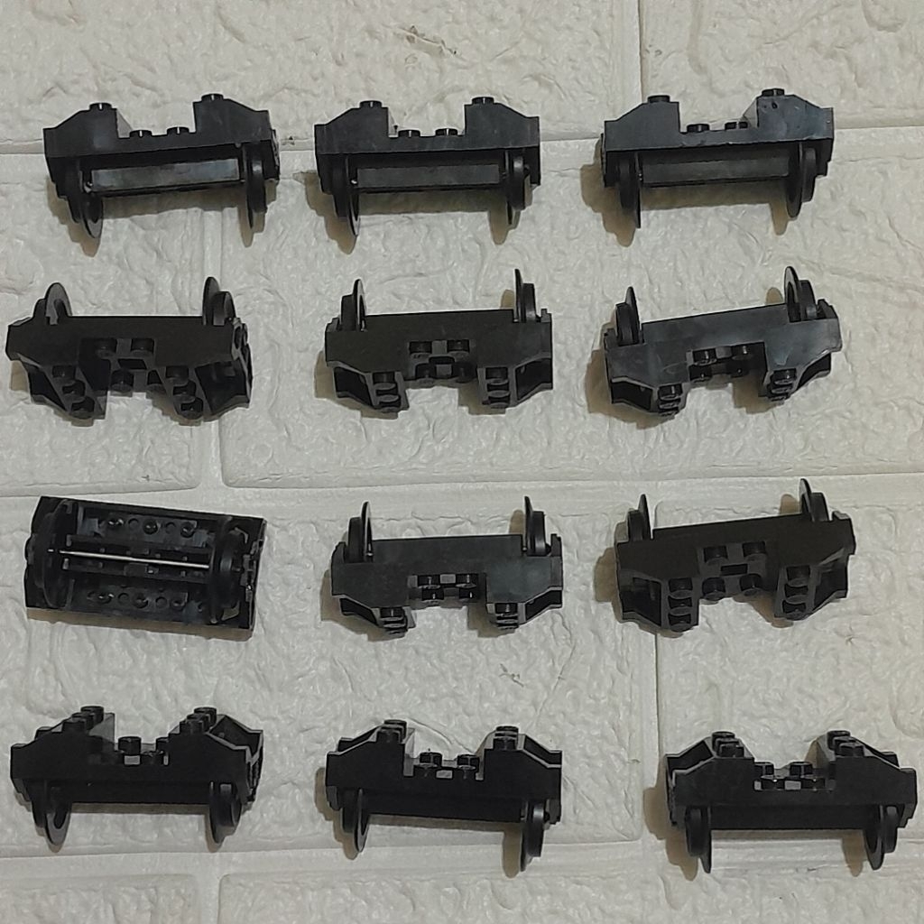 Jual Lego train wheel/lego roda kereta/lego original/lego bekas ...
