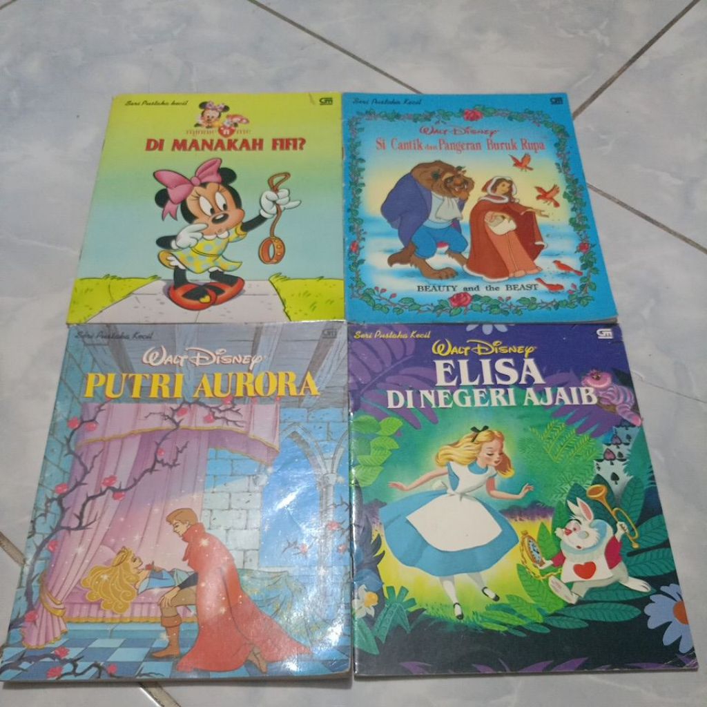 Jual Paket 4 buku bekas " Seri Pustaka Kecil" (dimana fifi, si cantik ...