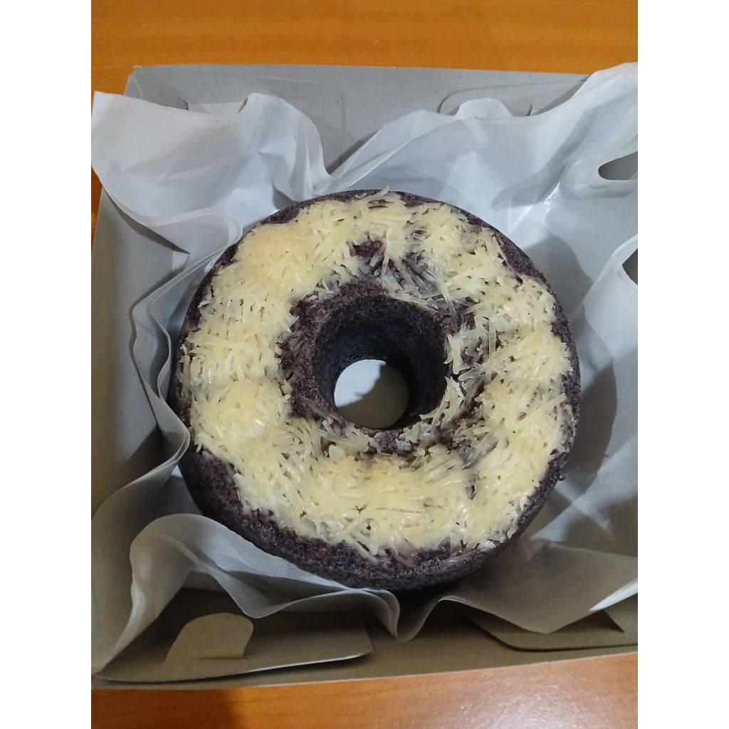 Jual Bolu ketan hitam keju lumer ukuran 16cm | Shopee Indonesia