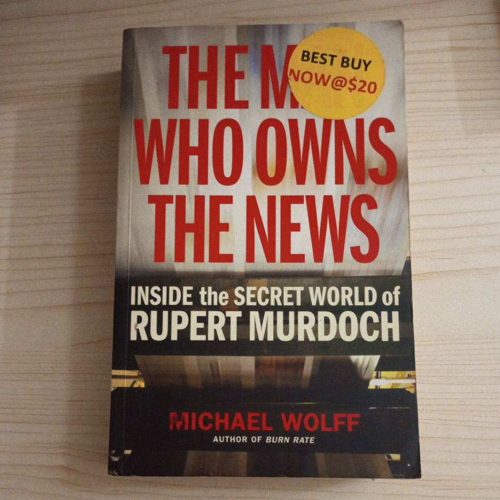 Jual BUKU THE MAN WHO OWNS THE NEWS INSIDE THE SECRET WORLD OF RUPERT ...