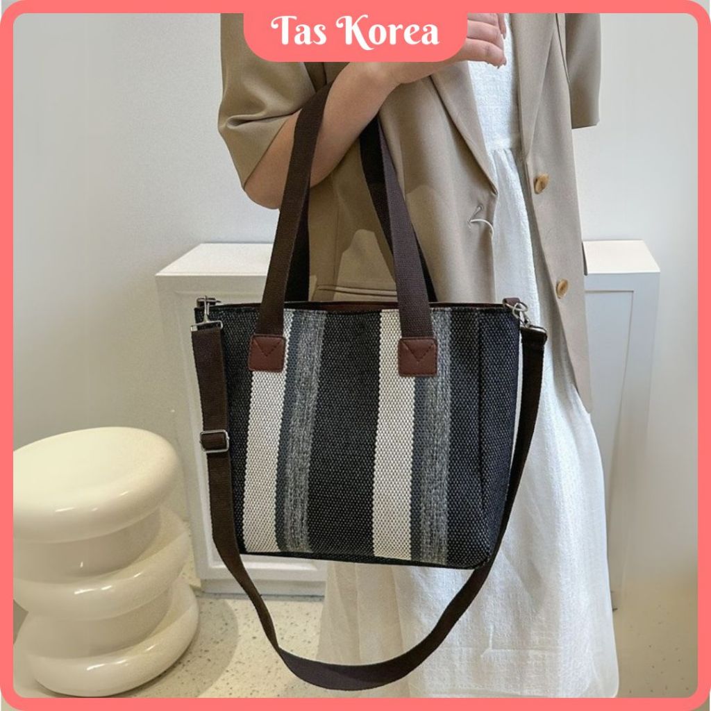 Jual Tas Selempang Elegan Simpel Modern Praktis Cocok Untuk Harian ...